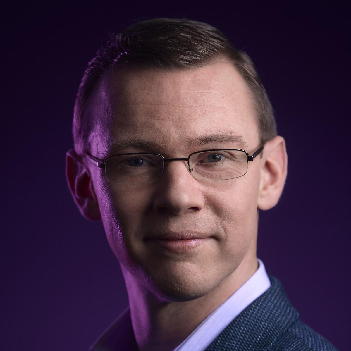 Pieter van Nes (Presentor)